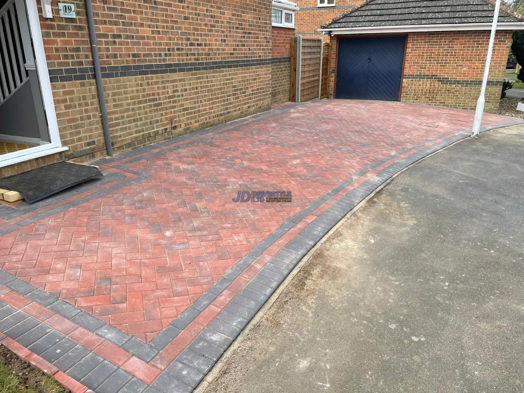 Driveway with Red and Charcoal Block Paving in Folkestone, Kent - JD ...